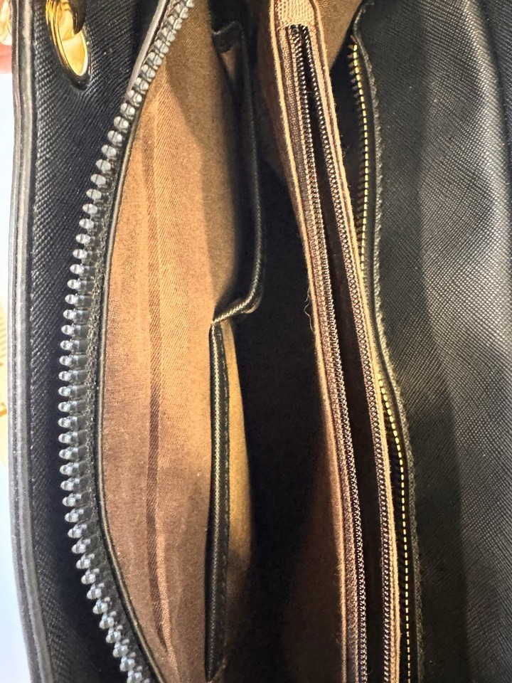 Patriotic Vegan Leather Neveah Shoulder Bag MFK Mia K Farrow Chain ...