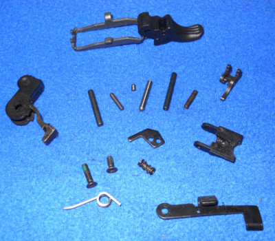 WALTHER "P22" .22LR PARTS LOT: Hammer, Trigger, Ejector +++ . #CL3907 ...