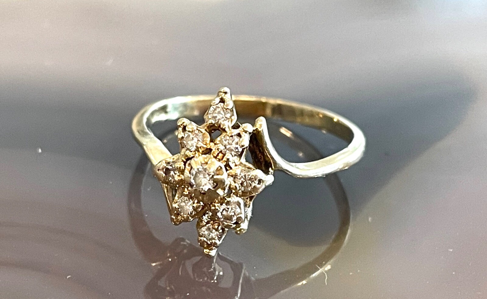 ANTIQUE SOLID 10K YELLOW GOLD LADIES DIAMONDS SPRAY R… - Gem