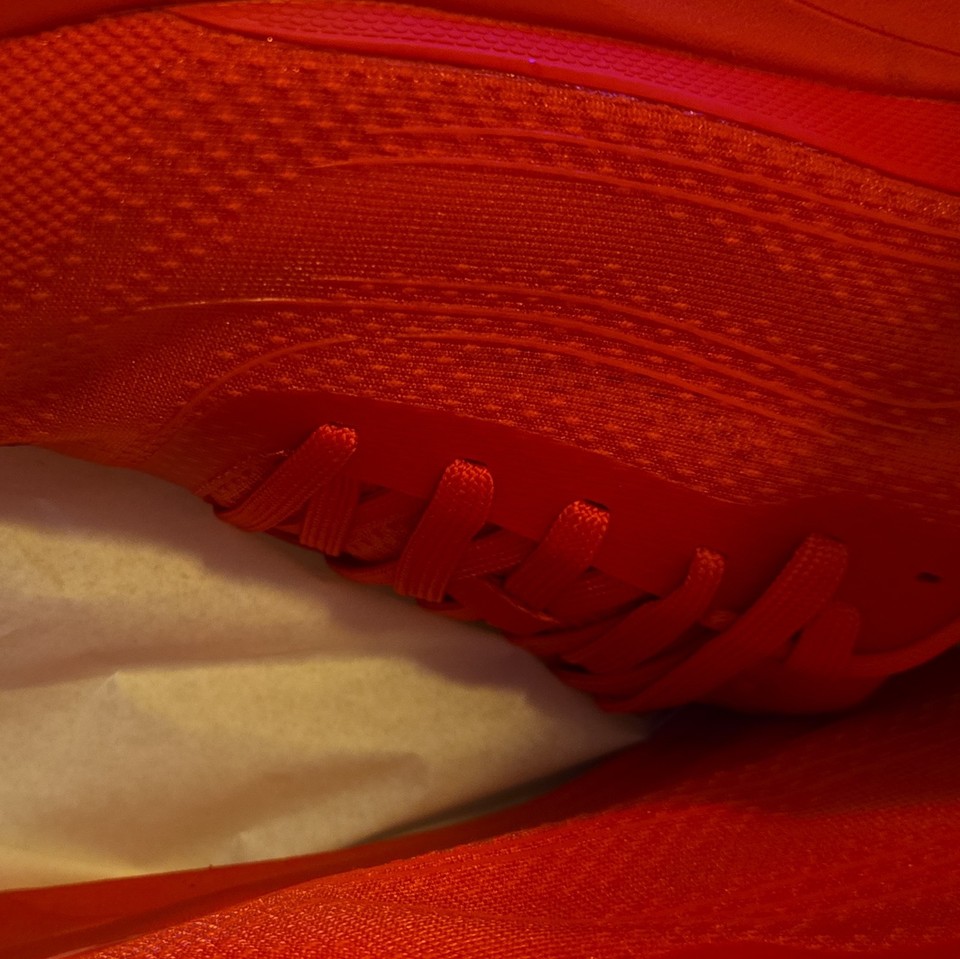 Alo Runner Unisex Red M9 W10.5 | eBay UK