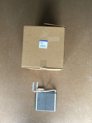 Wärmetauscher / Heizungskühler original MOPAR 68048895AA Dodge RAM 2009 ...