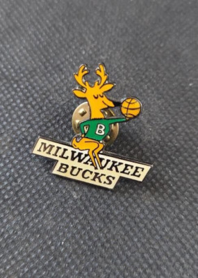 NBA Milwaukee Bucks Logo Used Pin Ultra-89 Basketball OOP Vintage Great ...