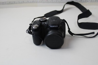 WORKING FUJIFILM Finepix S1600 , 12 Mega Pixels 15x Optical Zoom 5.5W ...