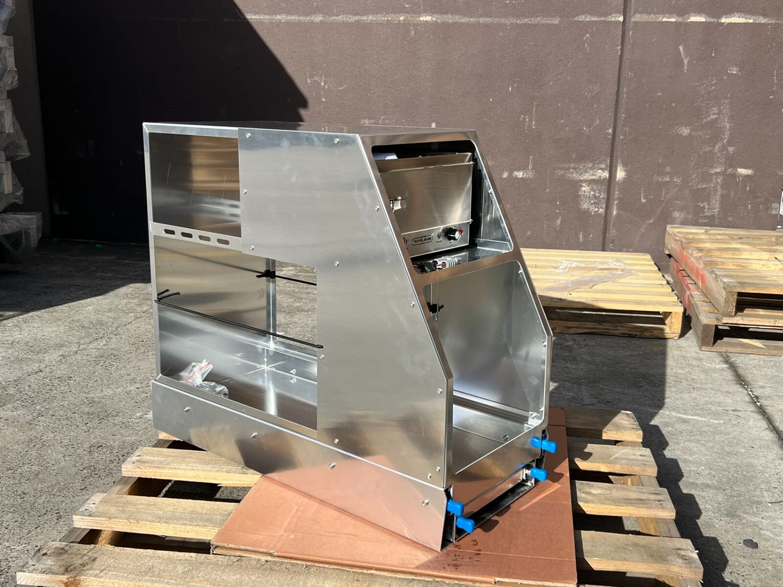 Aluminium Pantry Slide Alloy Canopy Pantry Drawer 880mm deep x 370 x ...