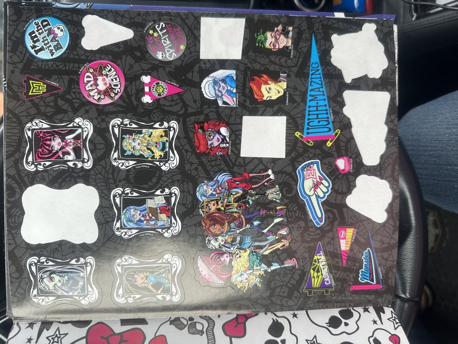 Monster High Fearbook EUC