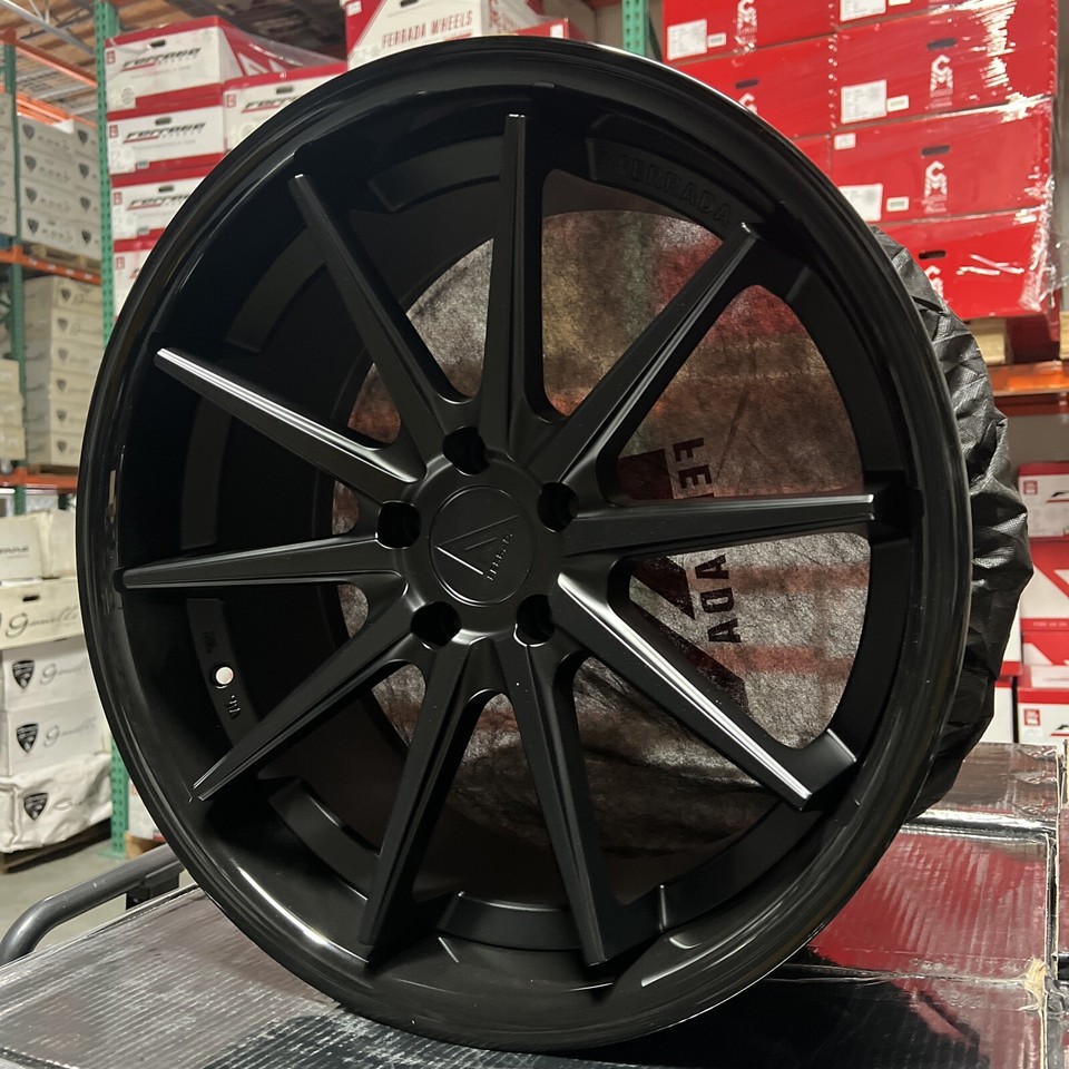 19" STAGGERED FERRADA FR4 MATTE BLACK GLOSS BLACK LIP(5X114.)Q50 ...