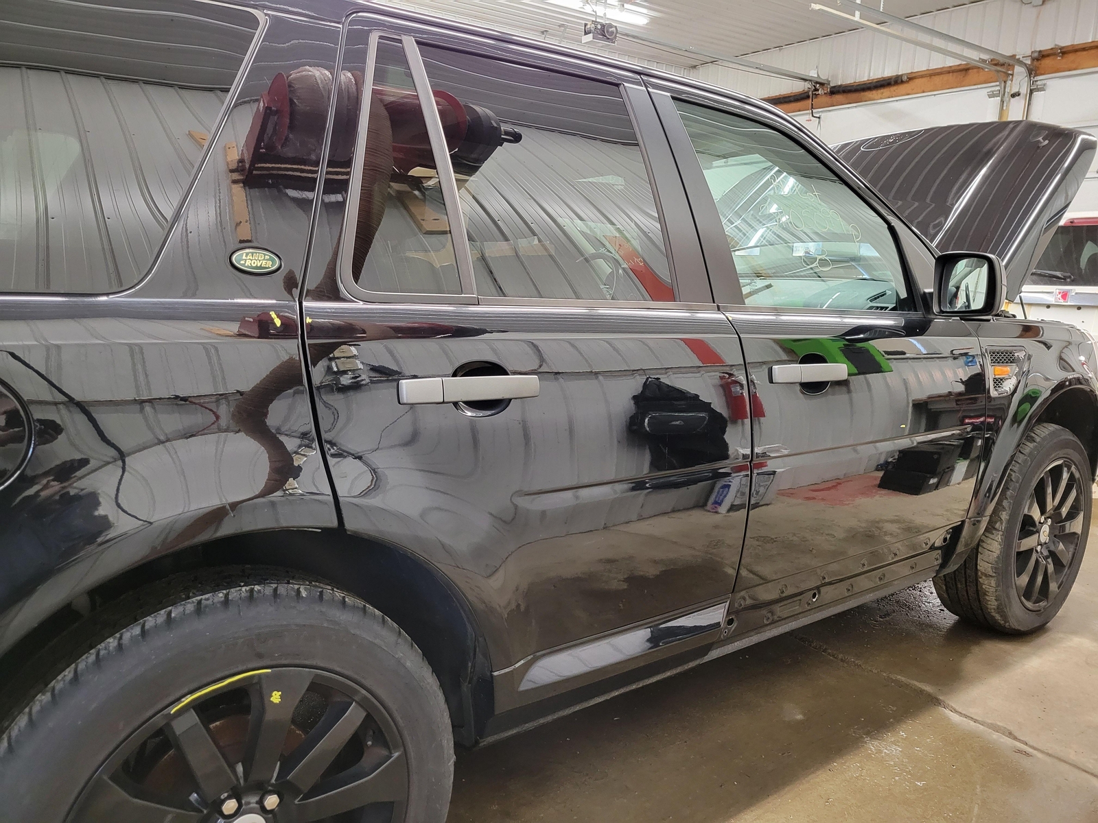 08-15 LAND ROVER LR2 PASSENGER RIGHT REAR SIDE POWER DOOR NARVIK BLACK ...