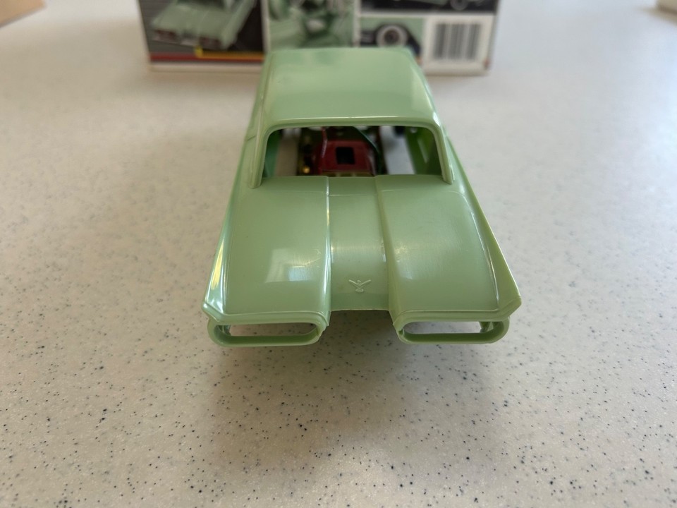 MONOGRAM 1/24 SCALE '58 THUNDERBIRD PROJECT w/restored MONOGRAM CHASSIS ...