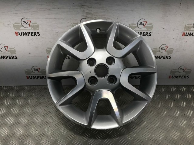 2012 Chevrolet Orlando 16" Alloy Wheel 215/60r16 Tyre With 4mm for sale ...