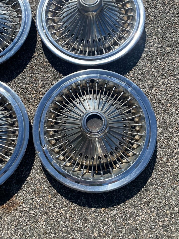 Genuine 1975 to 1979 Chrysler Cordoba 15 inch wire spoke hubcaps wheel ...