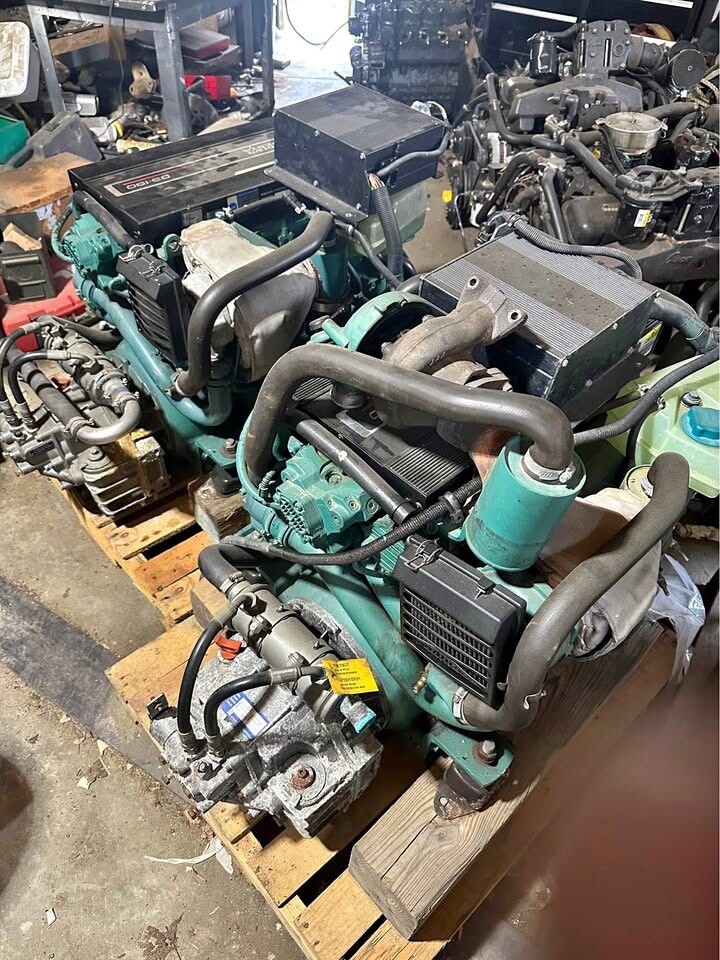 VOLVO PENTA D3-190 , Marine Diesel Engine Pair with ZF Gears 190 HP | eBay