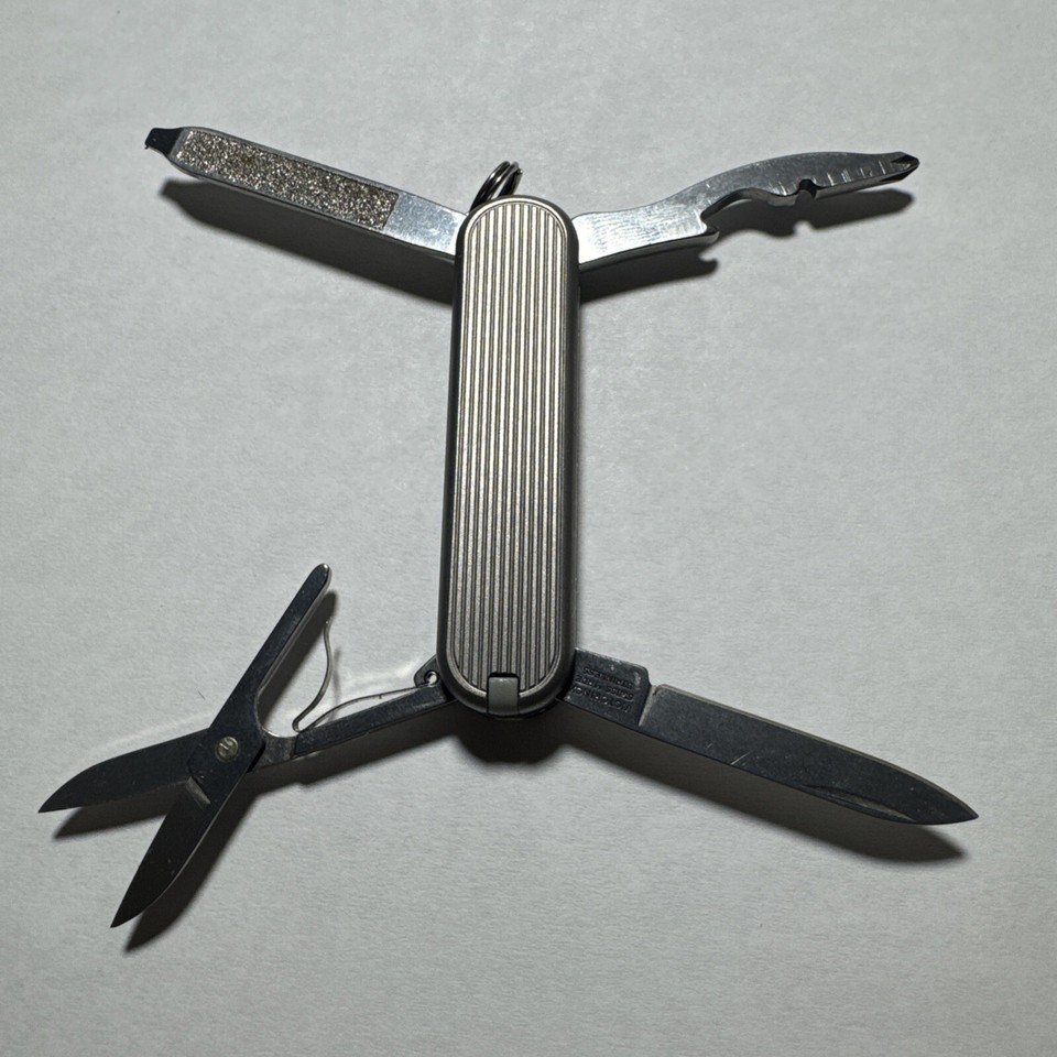 Titanium Victorinox Rambler Swiss Army Knife / Excellent | eBay
