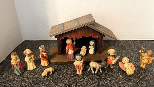 Rare 3" Vintage Anri Ferrandiz Wood Nativity Stable With Resin Figures ...