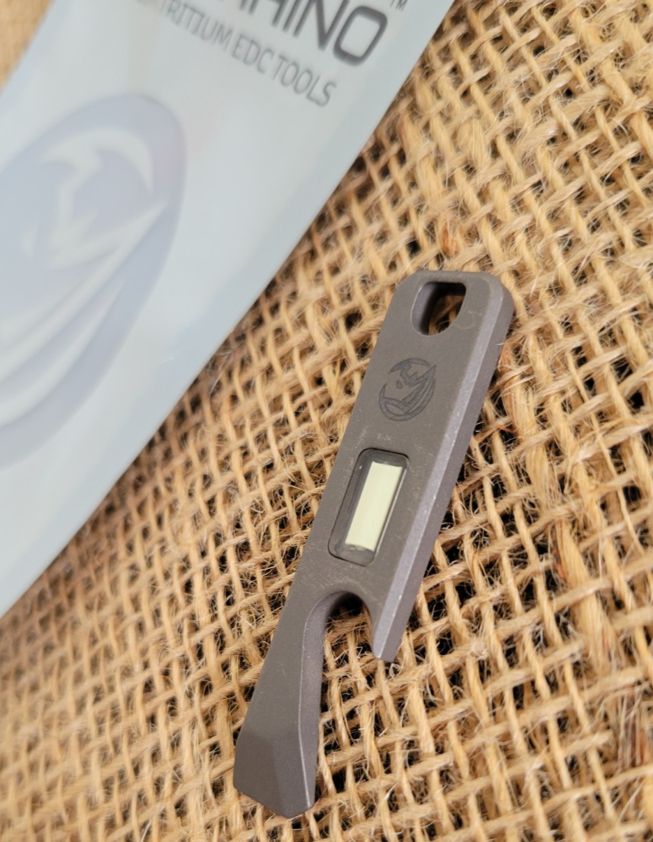 Glow Rhino Titanium Mini Pry Bar With Flat Head Screwdriver And Bottle ...
