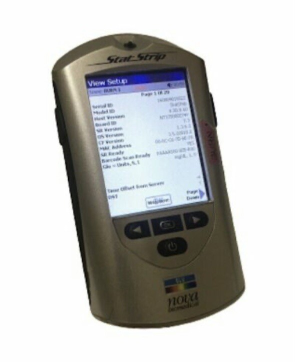 Nova Biomedical StatStrip Glucose Meter W/ Battery Docking Station ...