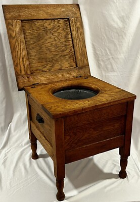 Chamber Pots - Graniteware Chamber Pot