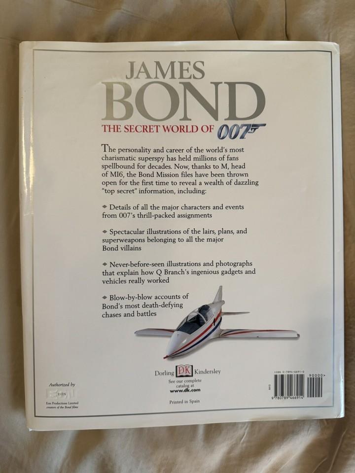 James Bond: The Secret World of 007 - 0789466910, hardcover, Alastair ...