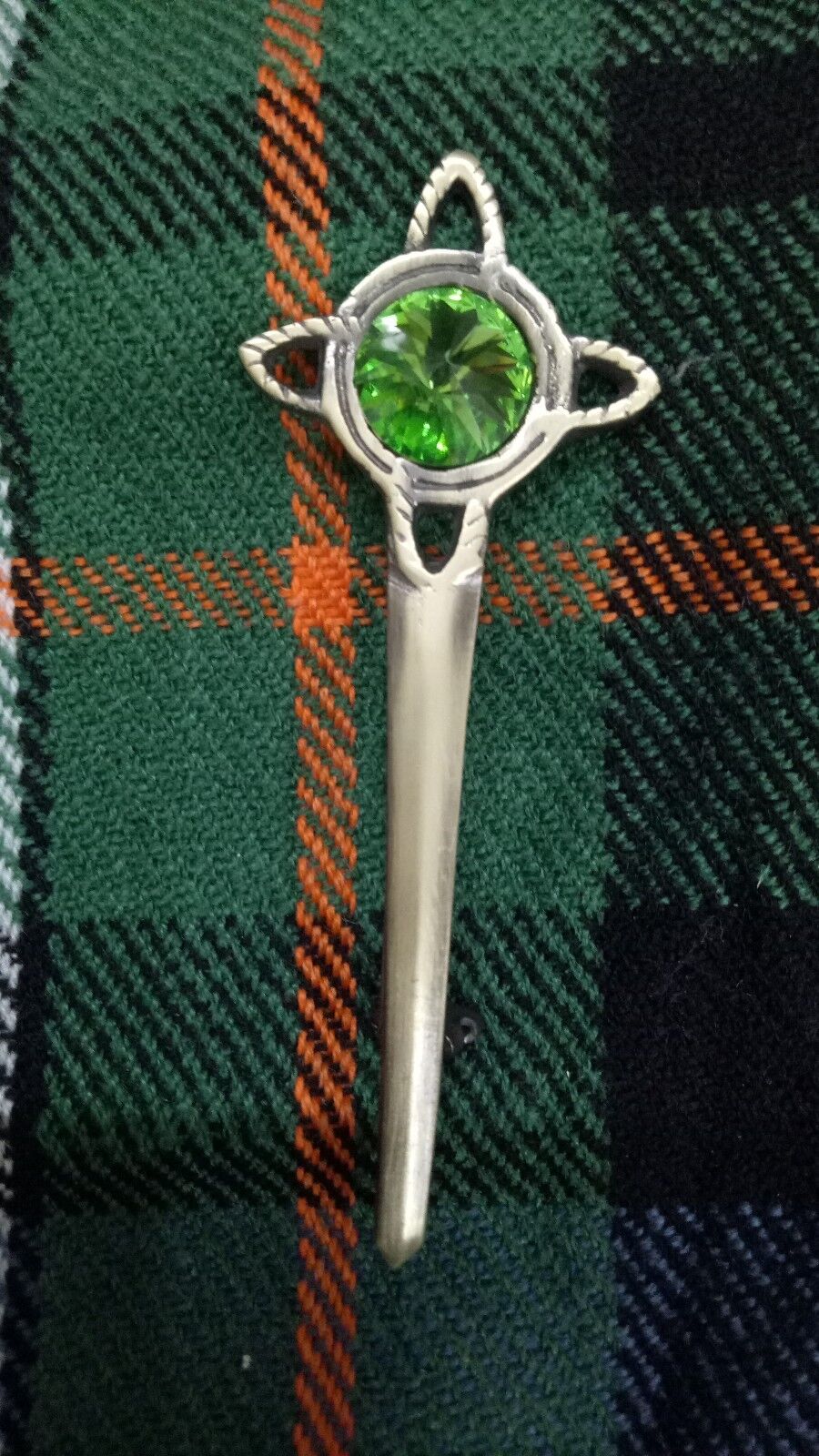 Celtic Knot Kilt Pin Irish Green Stone Antique Finish 4" Kilts Pins ...
