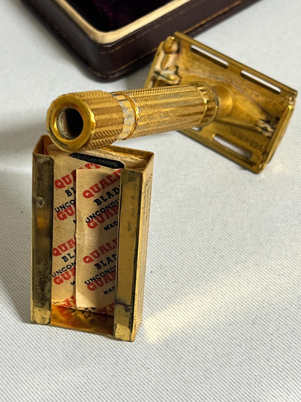 Vintage late 1945 early 1946 Gillette ARISTOCRAT TTO DE Safety Razor ...