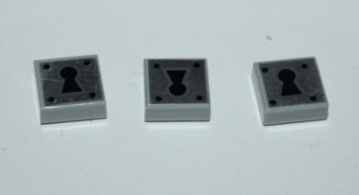 Lego MdStone Tile 1x1 with Black Keyhole ref 3070pb081 set 76035 70594 ...