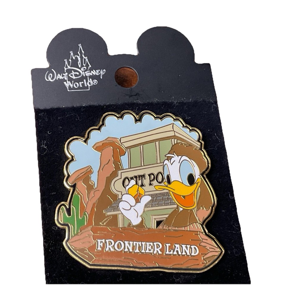 Walt Disney World Donald Taking Gold In Frontier land Magic Kingdom ...