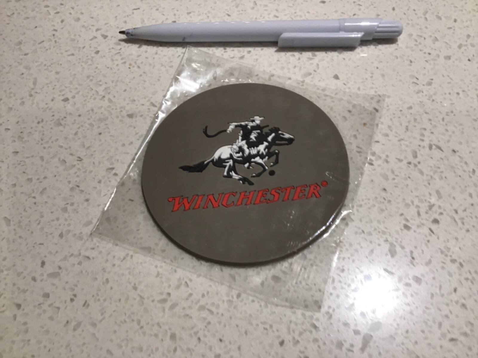 Winchester hunting drink coaster , guns, bullets,spika,browning ...