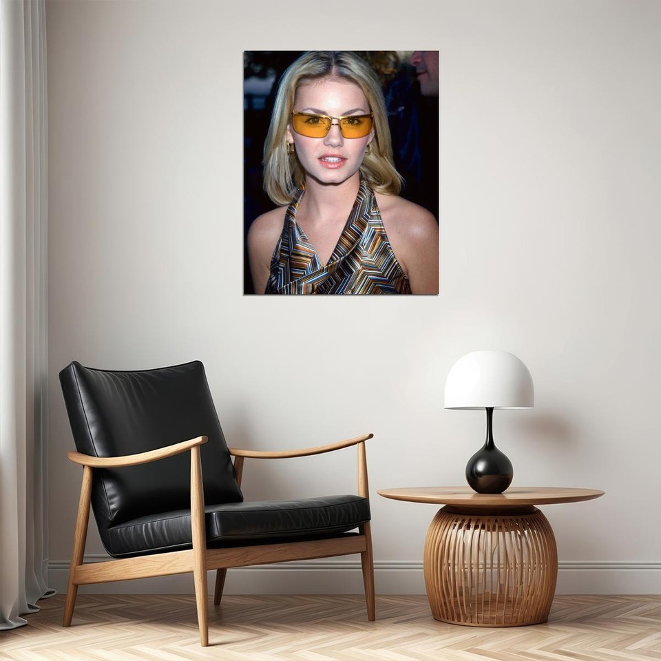 77986 ELISHA CUTHBERT PHOTO Wall Print Poster US | eBay