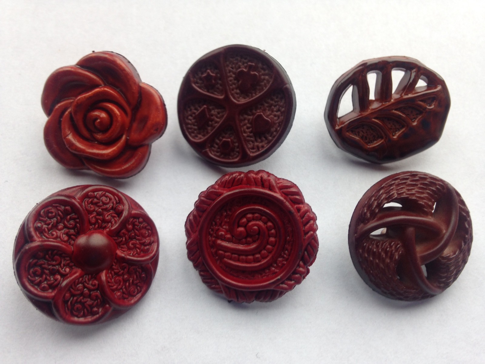 Rose wood effect BUTTONS x5 mock dark wooden faux fancy ornate floral ...