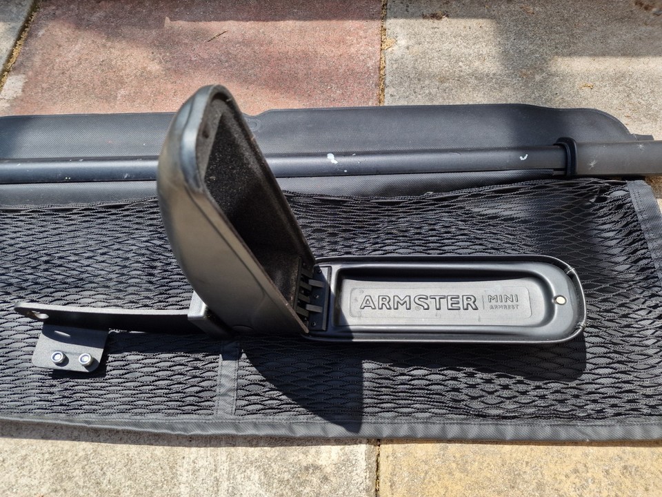Smart Car Boot Retractable Cover And Armster Bolt In Arm Rest | eBay UK