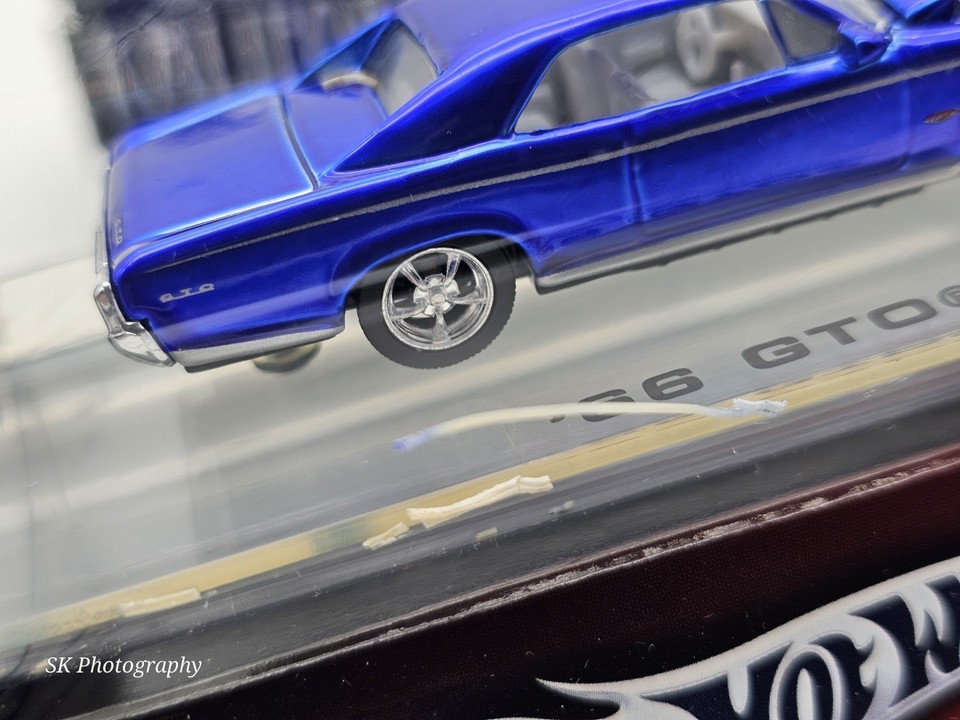 Hot Wheels 100% Cool Collectible Kalifornia Customs Lot of 3 Mustang ...