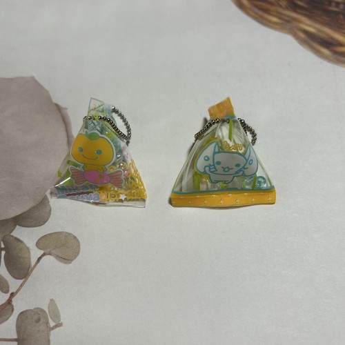 Heisei Retro Amaguri-Chan Mandarin Orange Bouya Shaka Swing Keychain ...