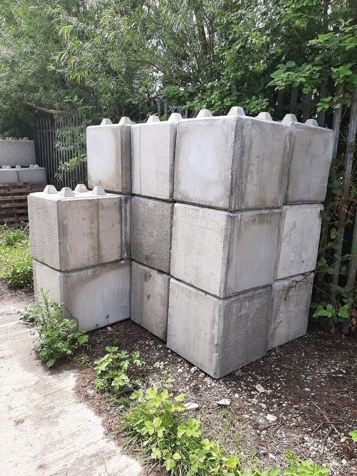 Interlocking Concrete Blocks (C40/50 Concrete) | eBay UK