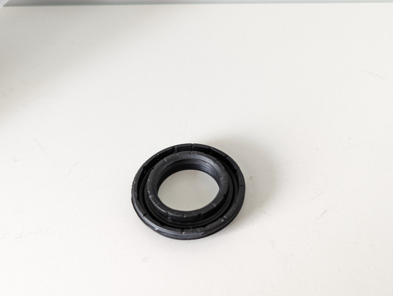 GENUINE PORSCHE 958 CAYENNE / 970 PANAMERA Camshaft Adjuster Seal ...