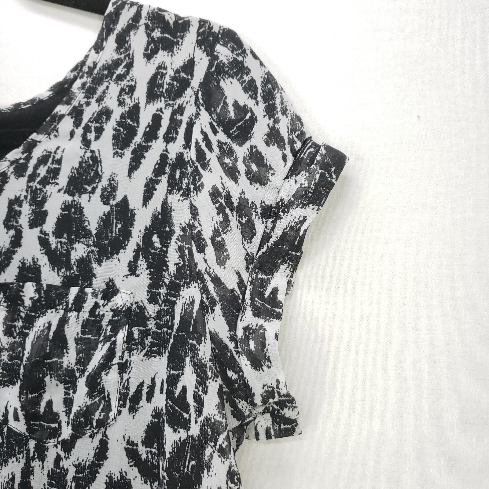 Eye Candy Woman's Black and Grey Grunge Pattern Thin … - Gem