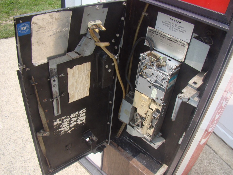 Vtg Cavalier USS-8-64 Coke Coca-Cola Vending Machine Man Cave Beer ...