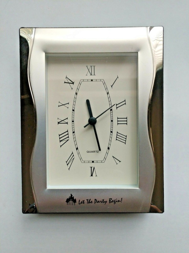 Vintage Wellgain Quartz Clock Chrome Metal Frame Office Desk Book Shelf ...