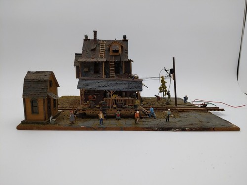 Fine Scale Miniatures 2 HO Bailey's Produce Co. Laser-Cut Building ...