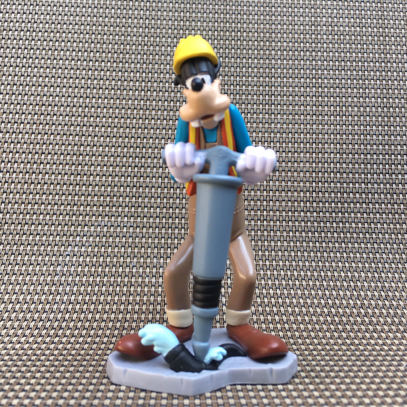 Disney Mickey Mouse Clubhouse Goofy Construction Worker Drill Toy ...