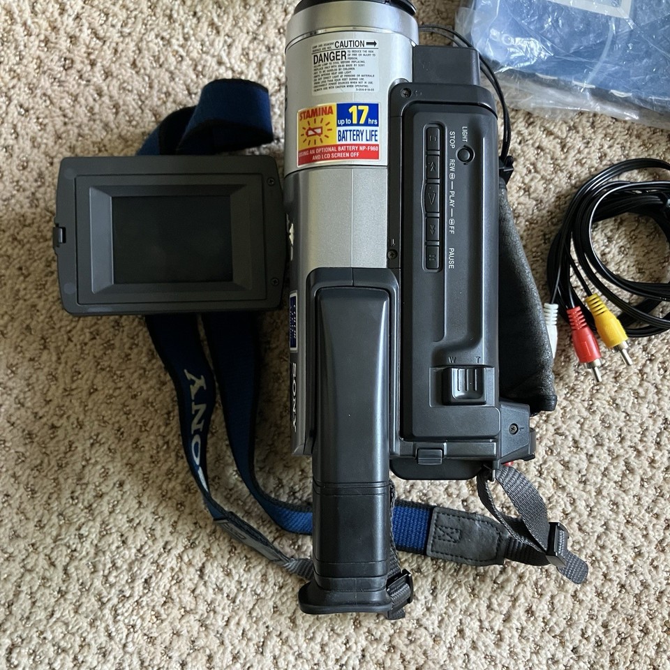 Sony Handycam Vision CCD-TRV58 NTSC Hi8 Night Vision Camcorder -Tested ...