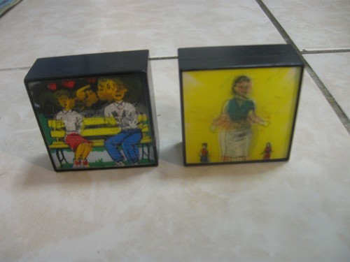 (2) 1960s VINTAGE VARI-VUE FLICKER BOXES TOYS KISSING COUPLE & GIRL ...