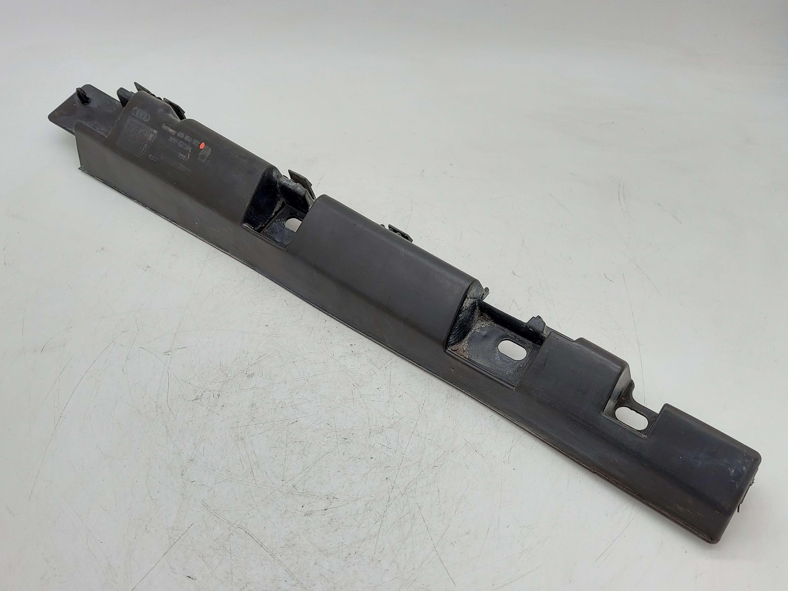 2012 AUDI R8 RH RIGHT FORWARD ROCKER MOUNT 420853922 | eBay