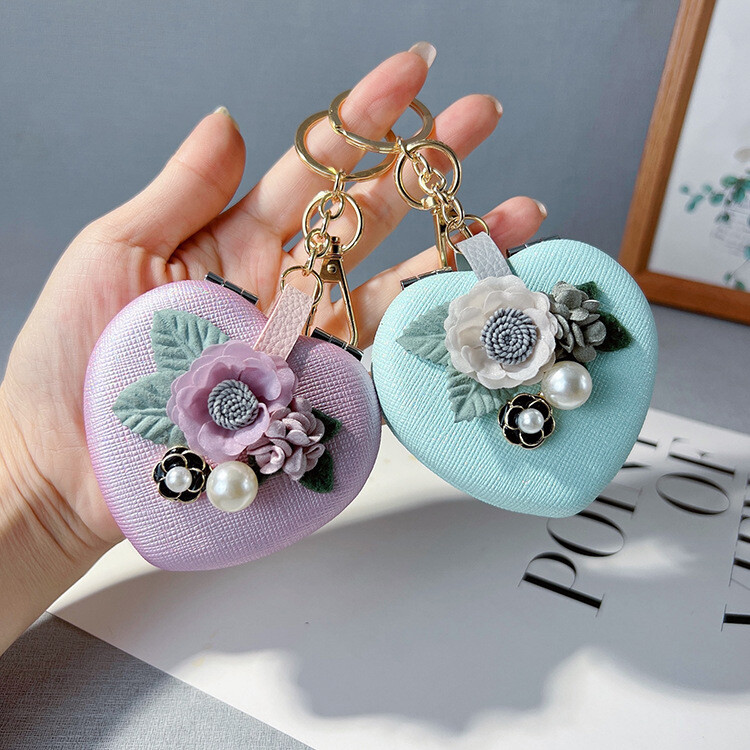 Cute Heart-shaped Cosmetic Mirror Keychain Stylish Flower Foldable ...