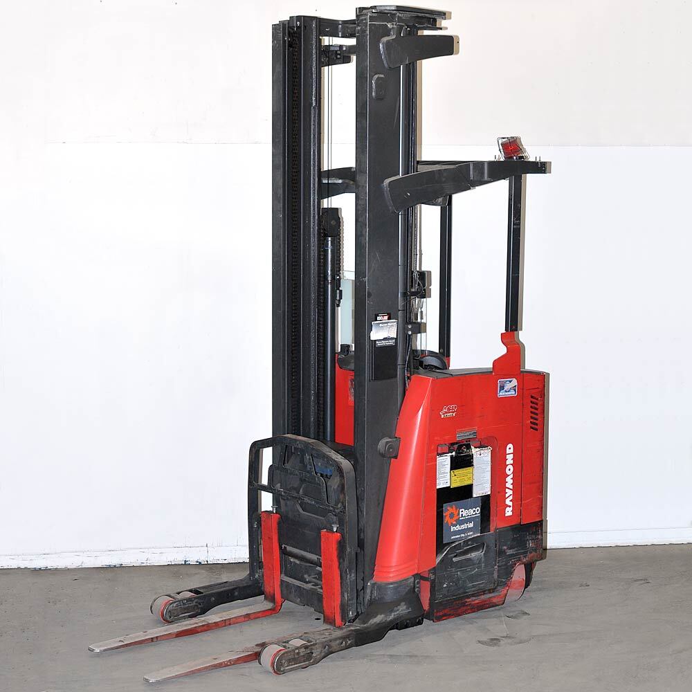 Raymond R35TT Electric Narrow Aisle Single Reach Forklift Lift Truck w ...