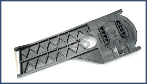 Genuine Mercedes-Benz Radiator Mount Lower Right Bracket OE 2465040240 ...