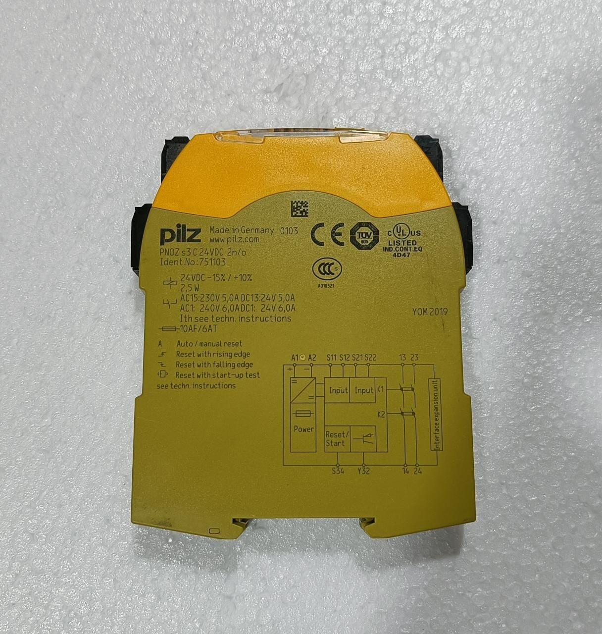 Pilz PNOZ S3 C 24vdc Safety Relais 751103 for sale online | eBay