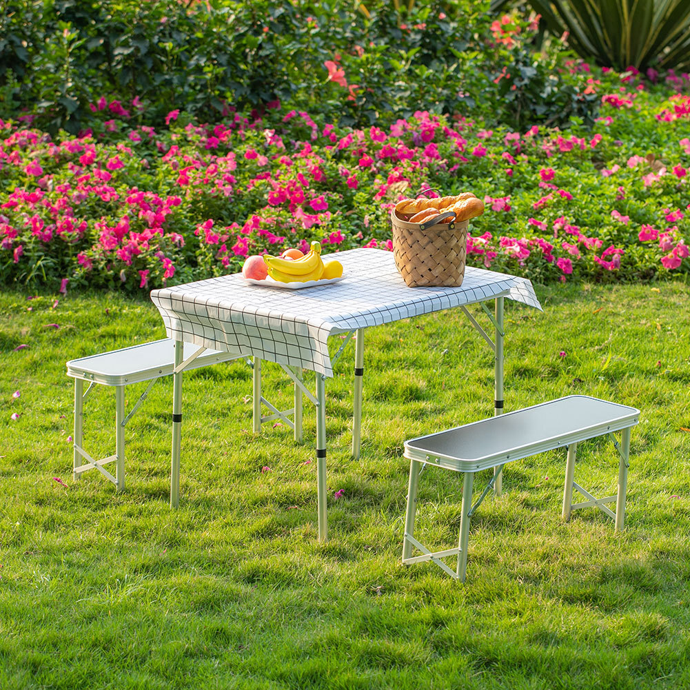 Lightweight Aluminum Tables