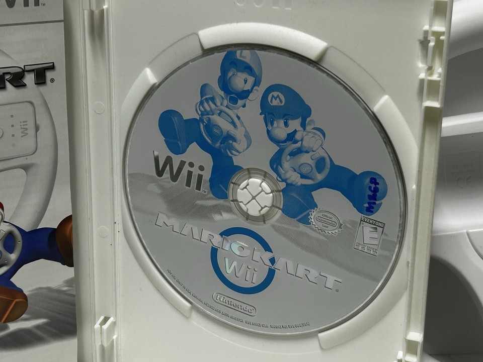 Mario Kart Wii With 2 Wii Wheels Clean Game Disc ( Nintendo Wii ) Ships ...