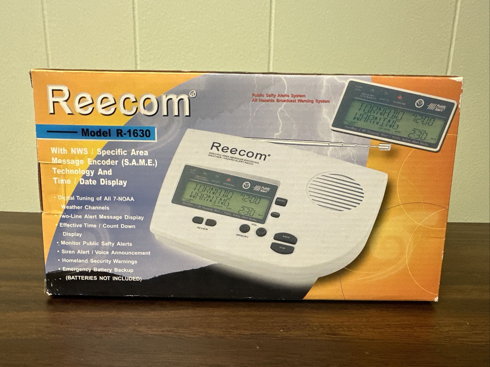 Reecom R-1630 NOAA All Hazards / Weather Alert Radio Preprogrammed for ...