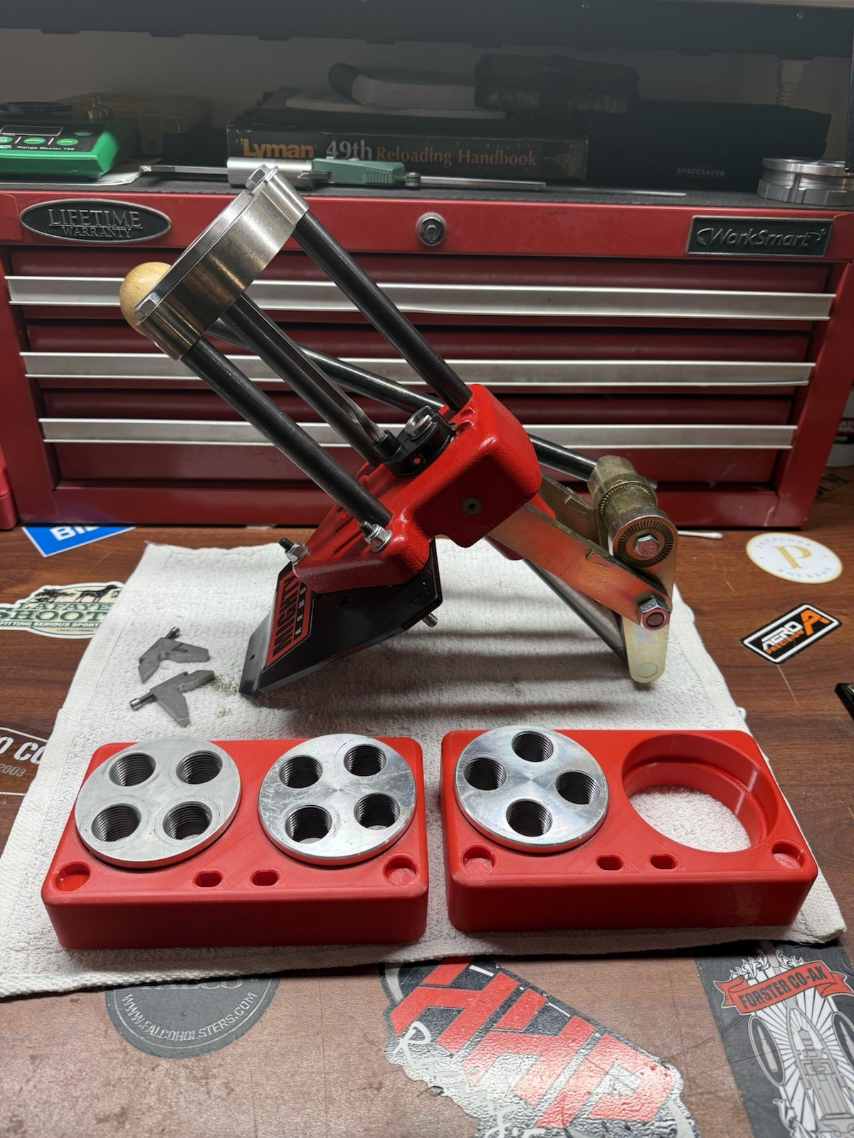 LEE Classic Turret Reloading Press with Turret Heads | eBay