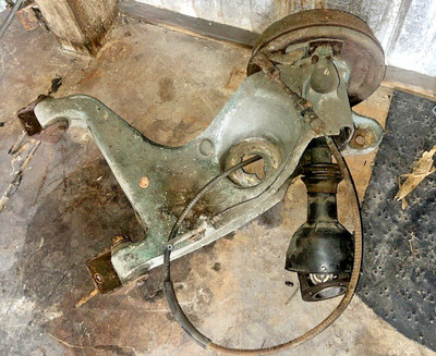 Triumph TR6 TR250 TR4A IRS Right Rear Suspension Trailing Arm Axle Hub ...